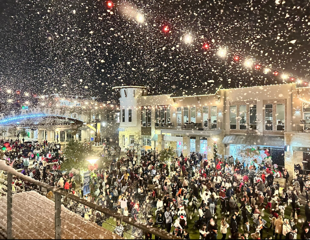 Snow Machine for Rent - Artificial Snow Machine - Make it Snow